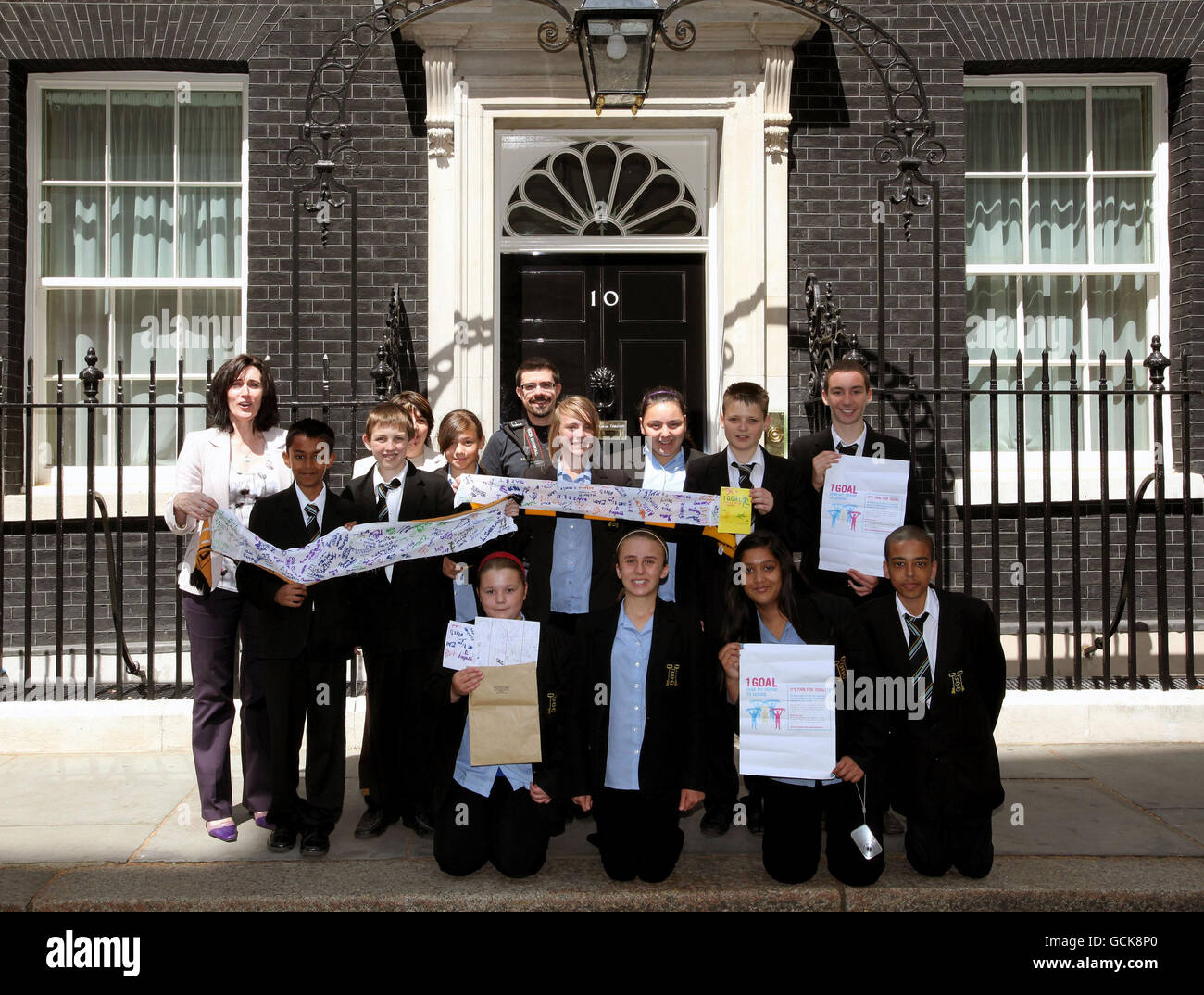 Pupils from pool hayes art and community school hi-res stock ...