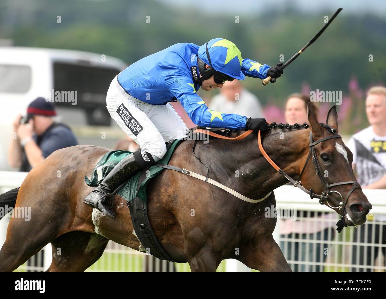 Horse racing summer meeting perth racecourse hi-res stock photography ...