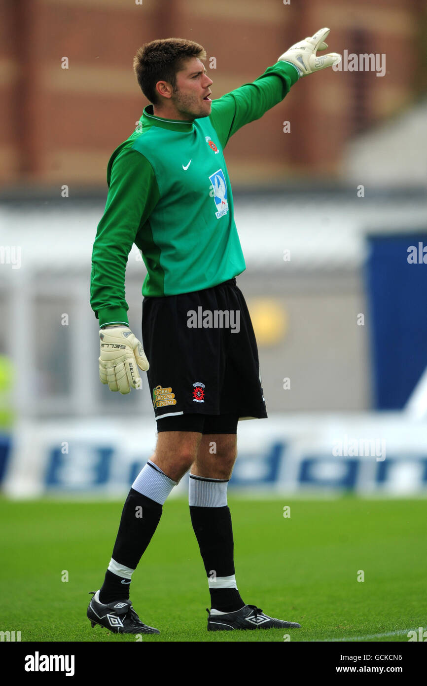 Hartlepool united goalkeeper hi-res stock photography and images - Alamy