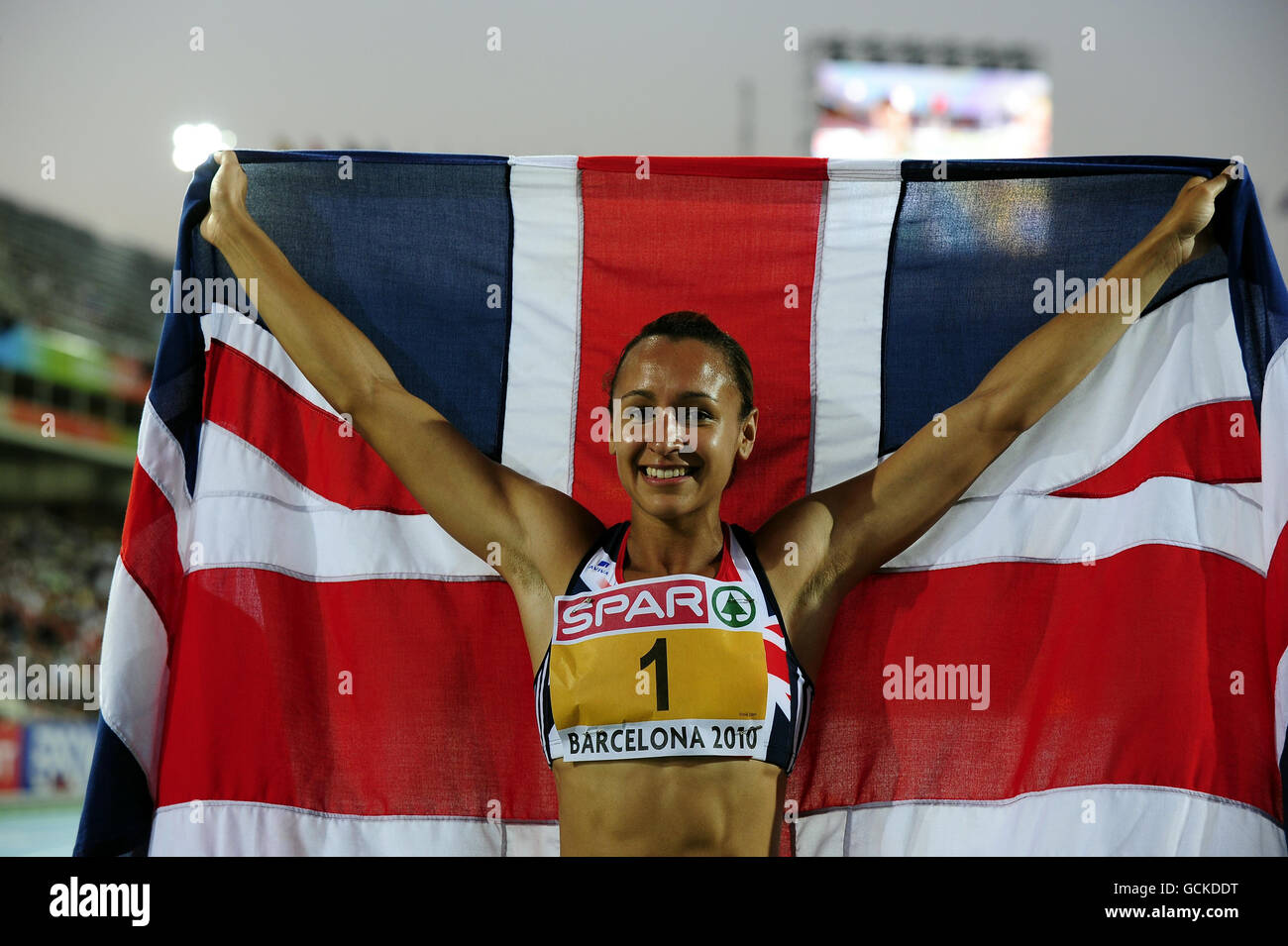 Great Britain's Jessica Ennis celebrates winning the Women's Heptathlon ...