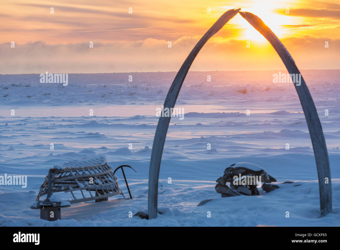 Barrow whale bone arch High Resolution Stock Photography and Images - Alamy