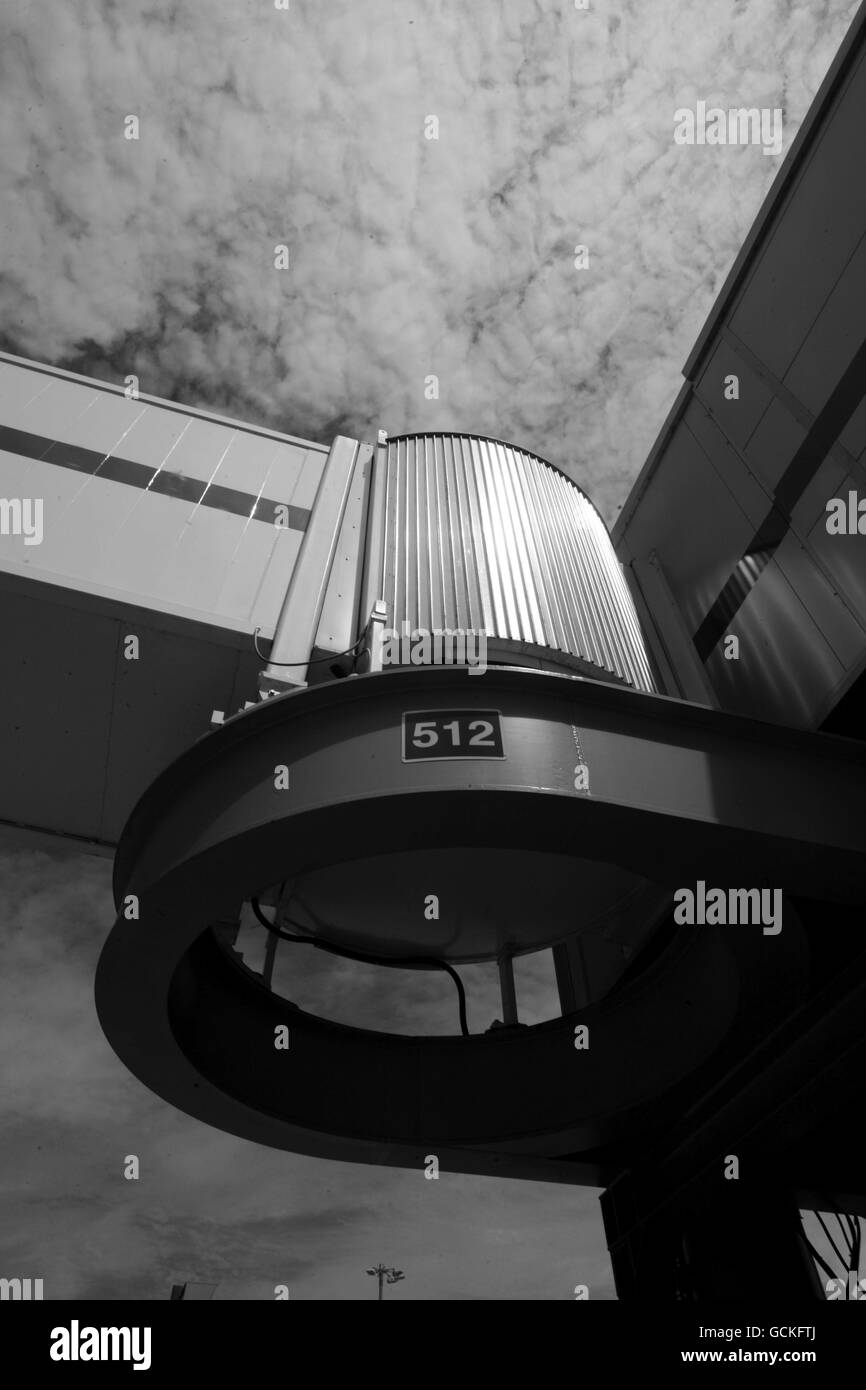 Aircraft terminal Black and White Stock Photos & Images - Alamy
