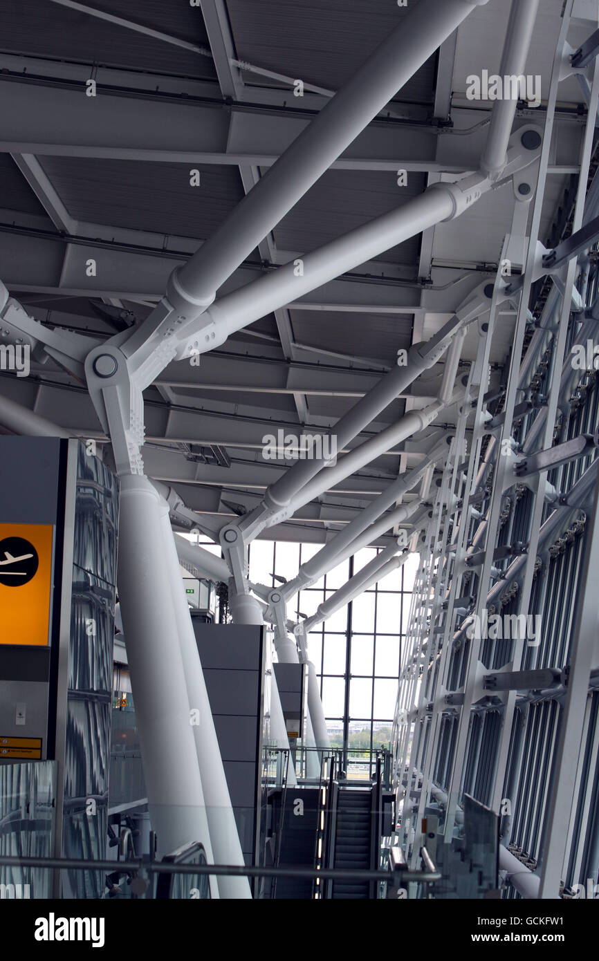 Stock - Heathrow Airport - Terminal Five. Terminal 5 at Heathrow ...