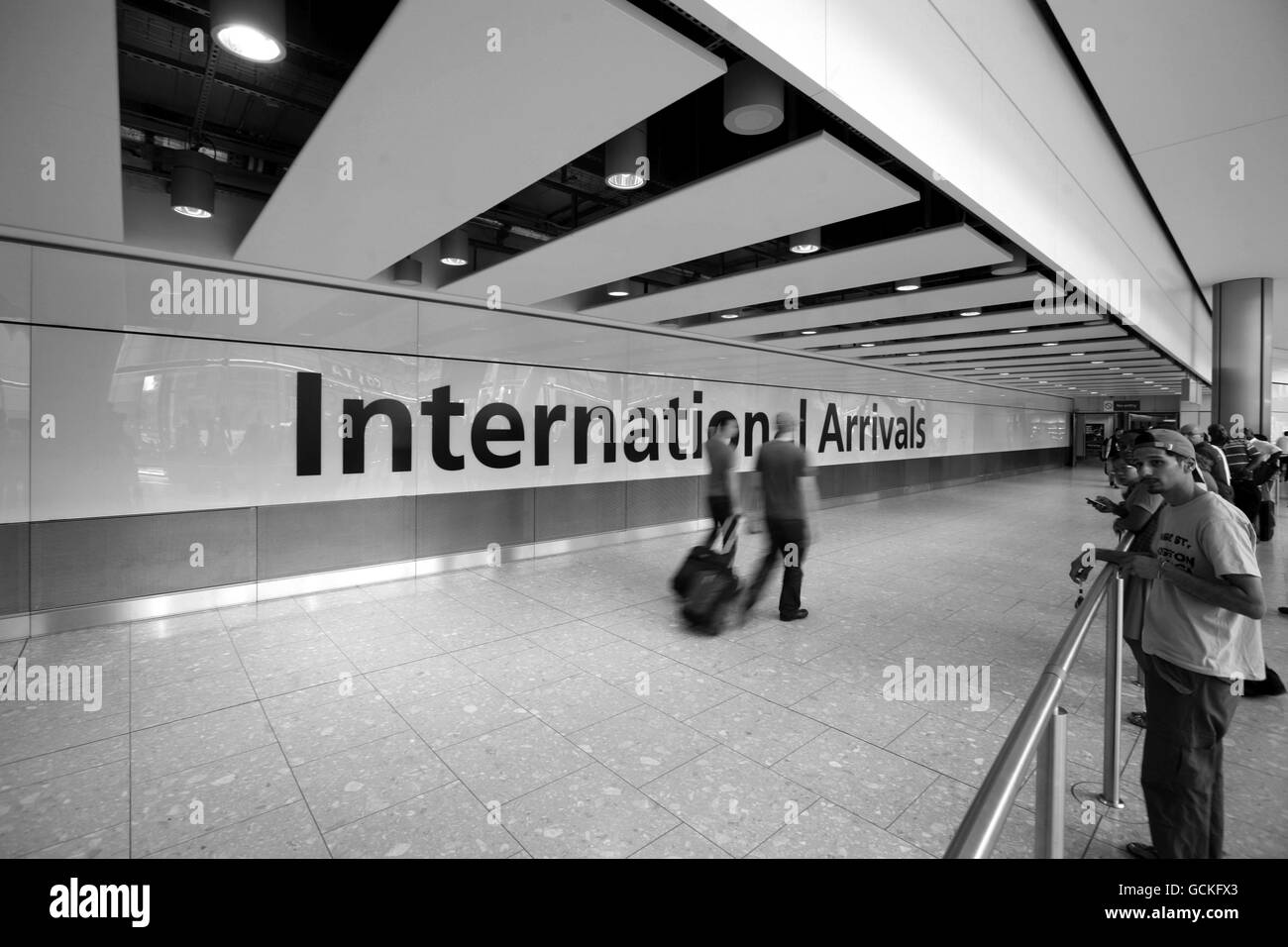 Heathrow terminal 5 Black and White Stock Photos & Images - Alamy