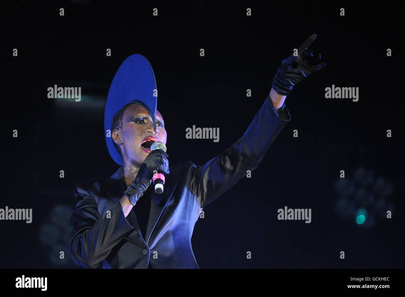Grace jones performs live on stage lovebox in victoria park hi-res ...