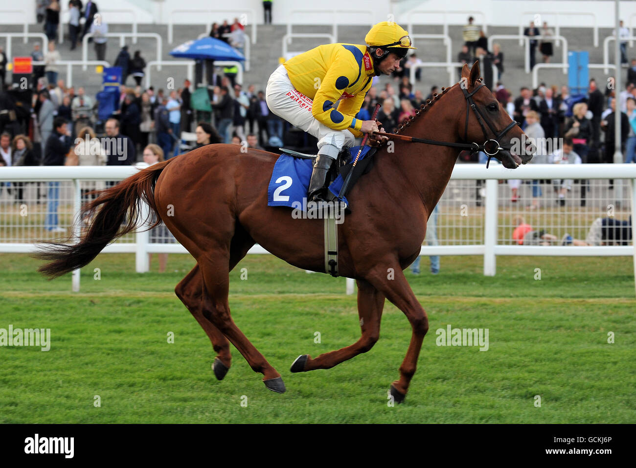 Horse racing epsom live featuring the feeling epsom downs racecourse hi ...