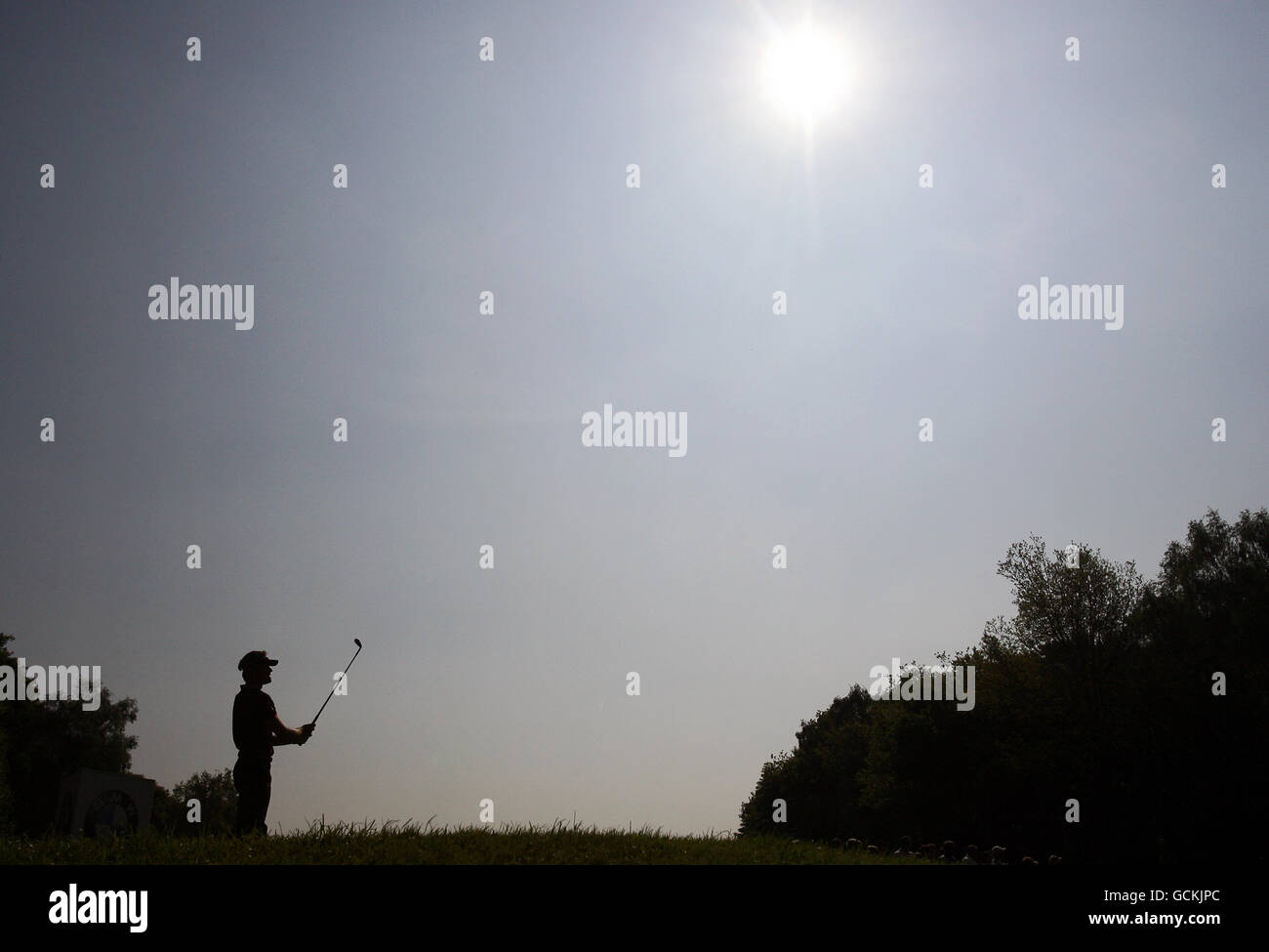 Golf silhouette sun black shadow shape hi-res stock photography and ...