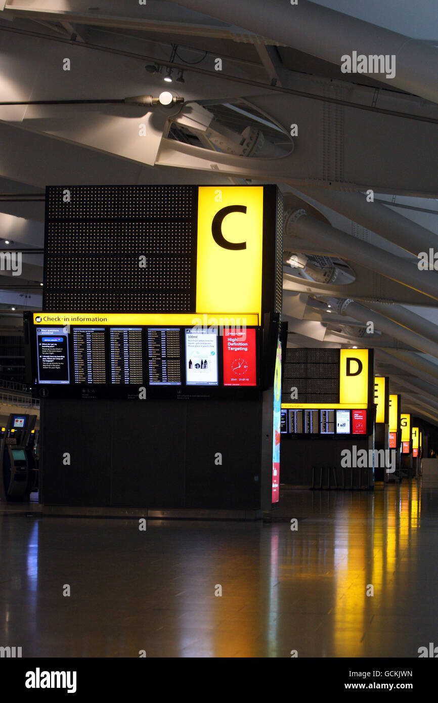 Stock heathrow airport terminal five hi-res stock photography and ...