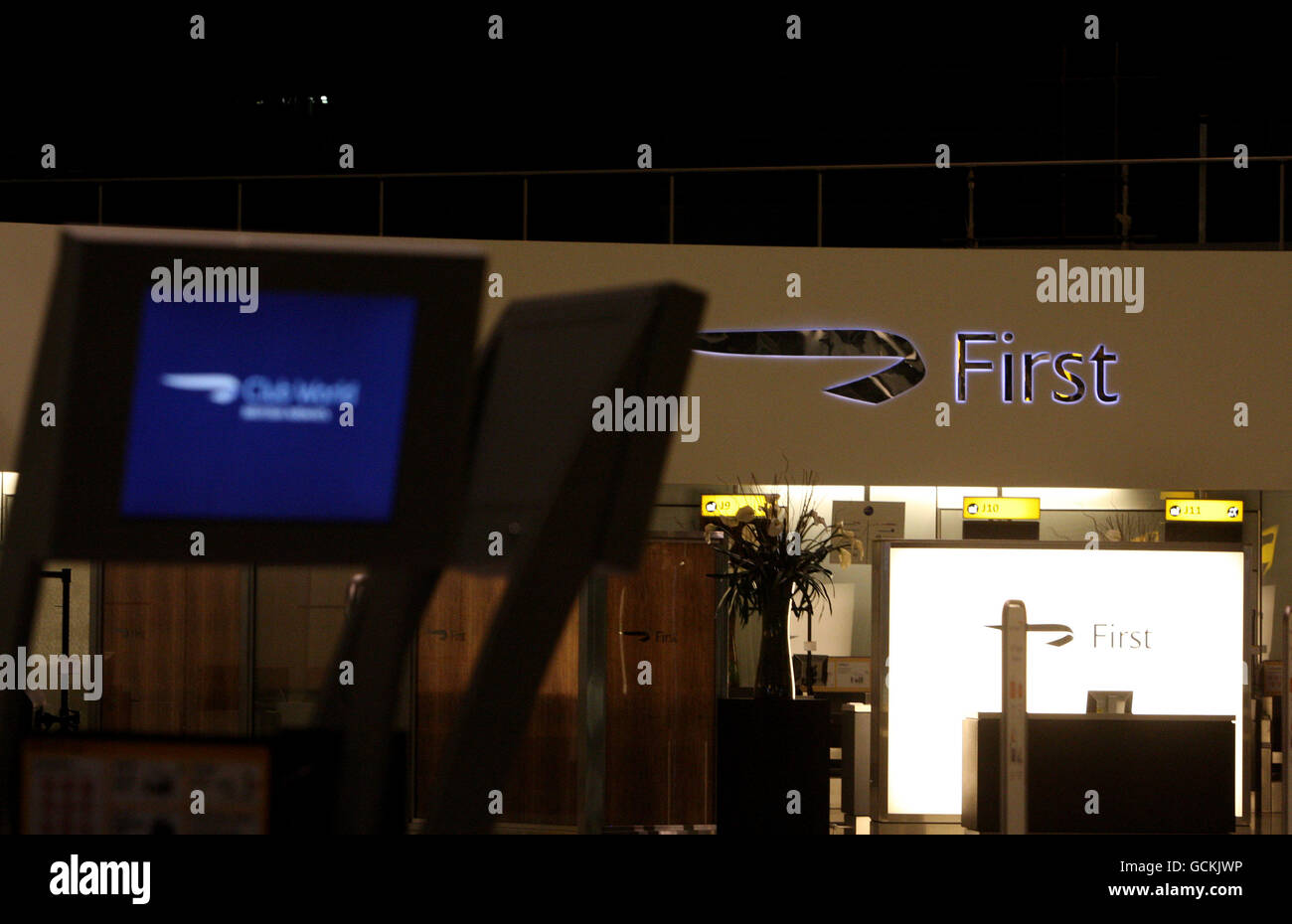 Stock - Heathrow Airport - Terminal Five Stock Photo - Alamy