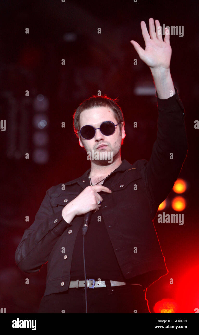 Tom Meighan from Kasabian performing at the T in the Park music ...