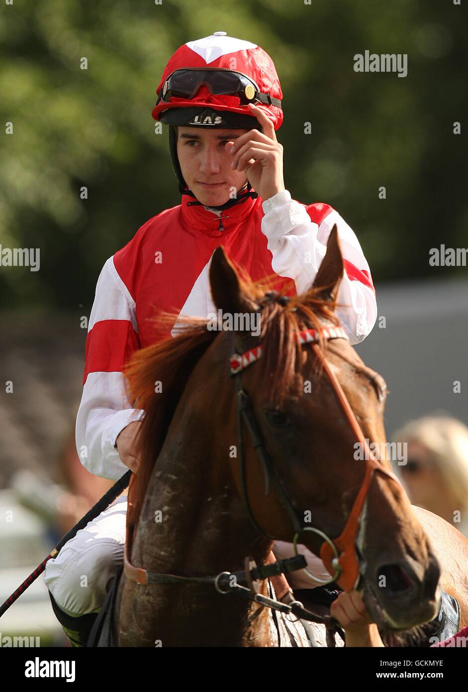 Jockey Michael Geran celebrates on Hamoody after winning the RUK ...