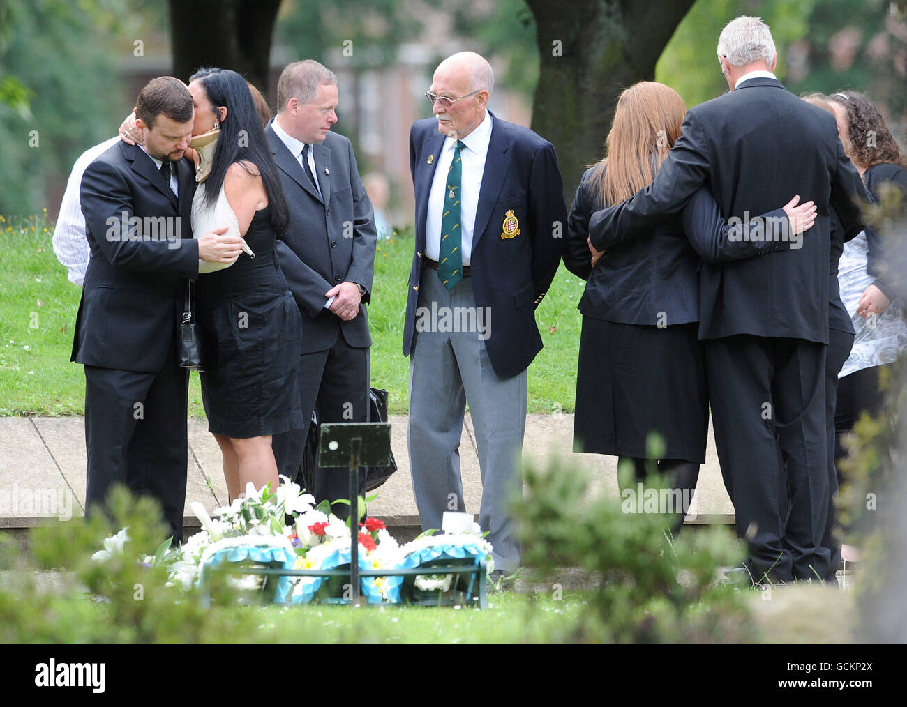 Brother angus moat left during the funeral of raoul moat hi-res stock ...