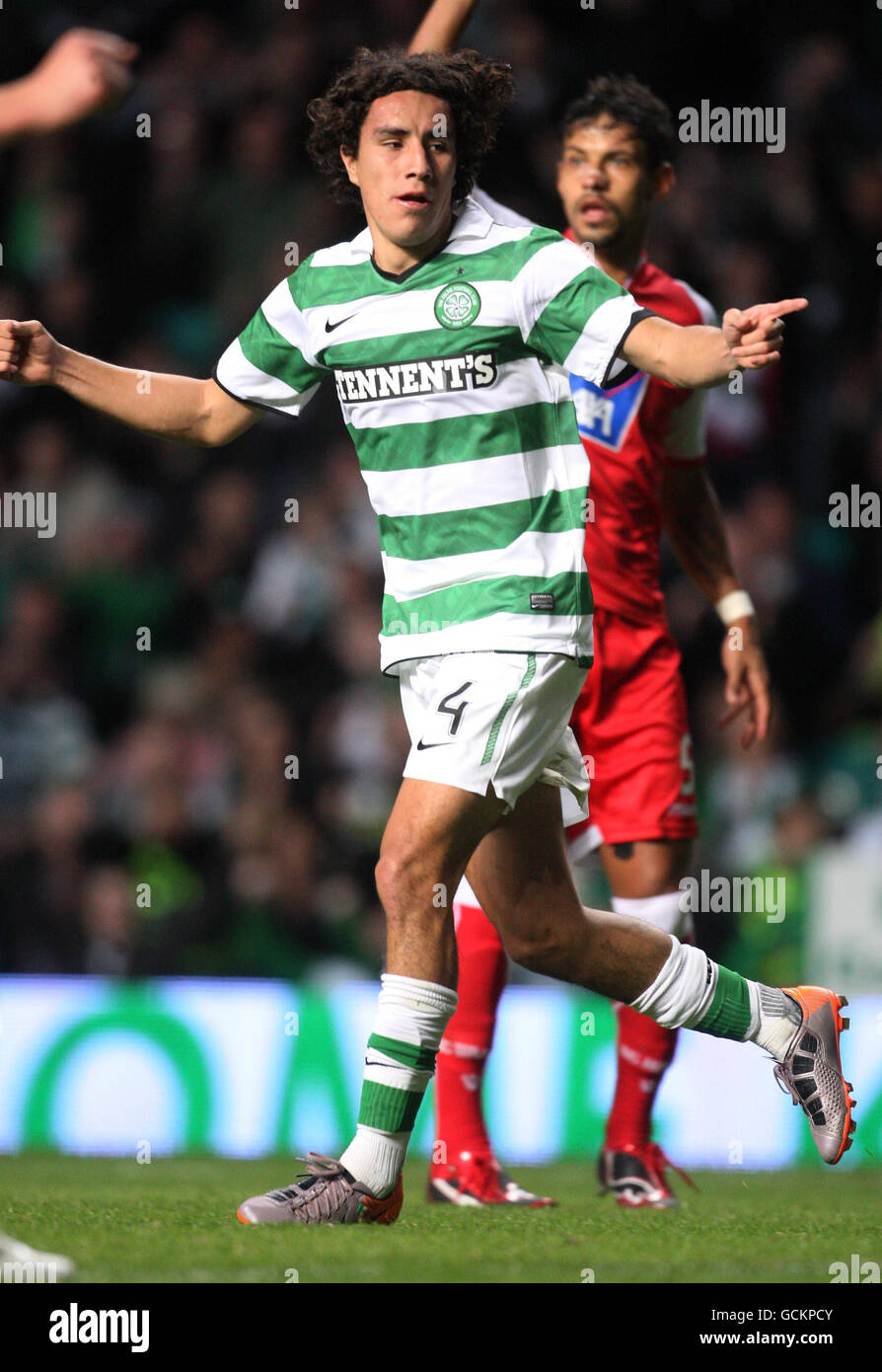 Celtics efrain juarez celebrates goal champions league hi-res stock ...