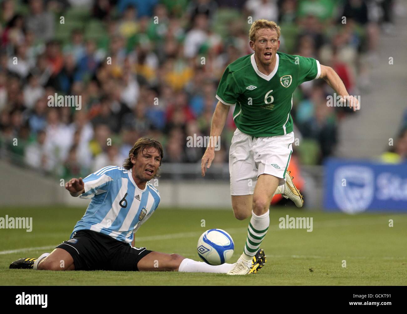 Paul green ireland football hi-res stock photography and images - Alamy