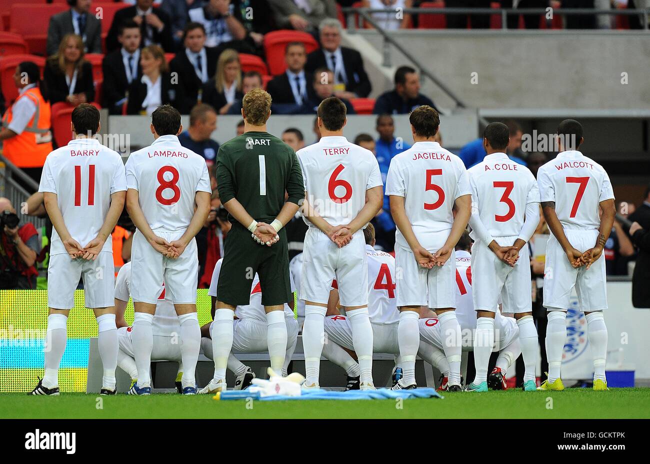 11 8 1 6 5 3 7 backs names numbers hi-res stock photography and images ...