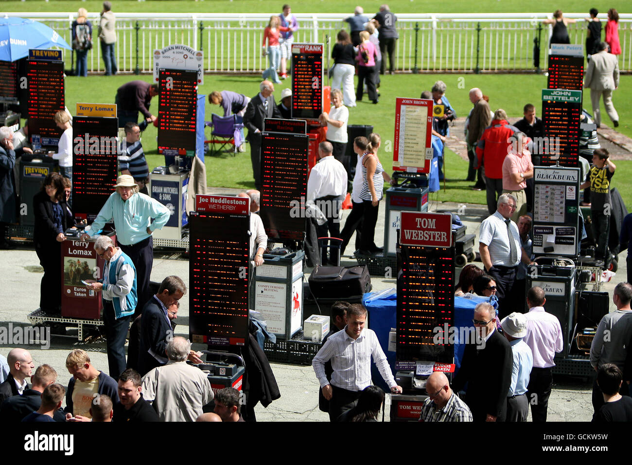 Horse Racing - Ripon Racecourse Stock Photo - Alamy
