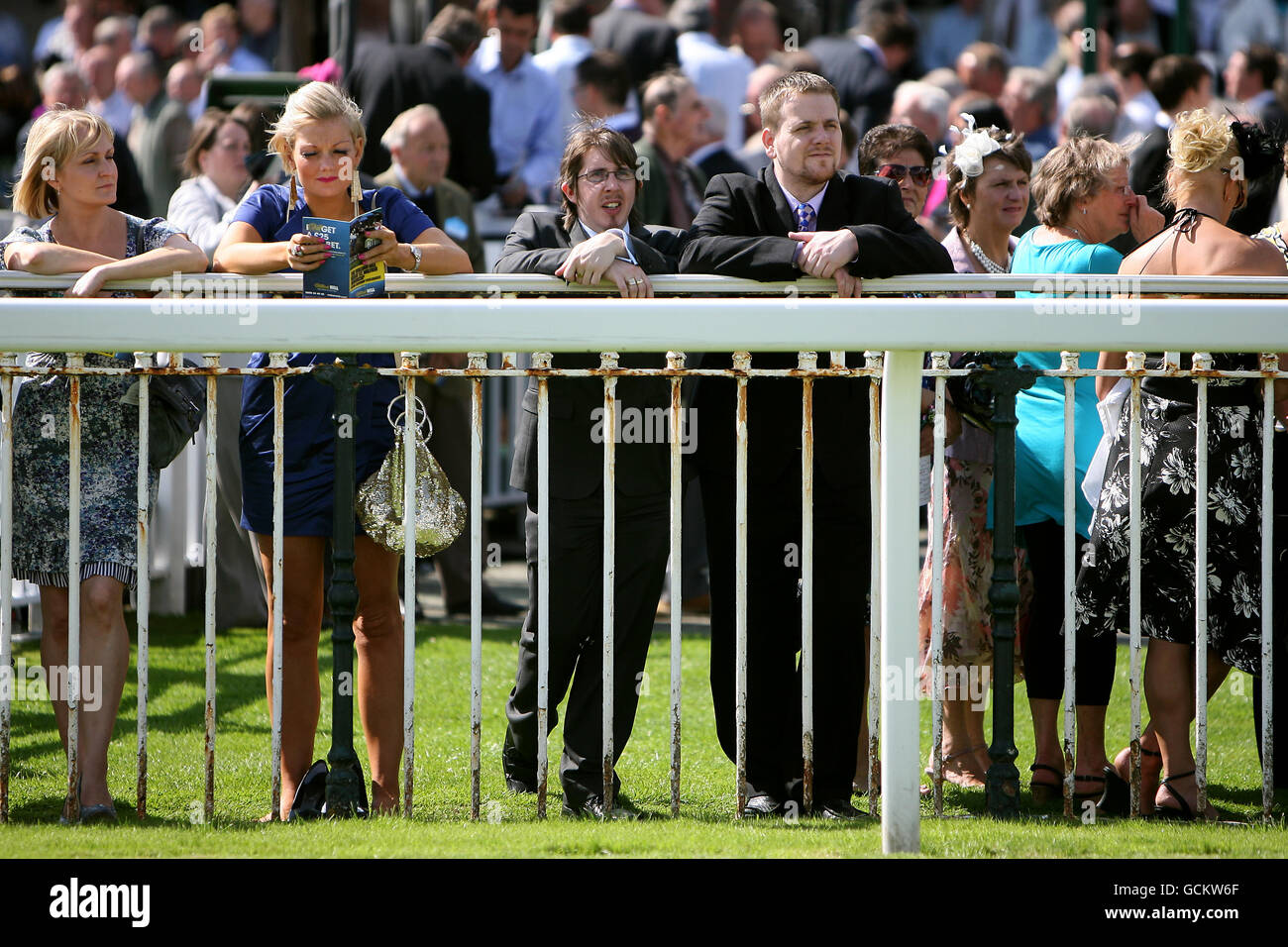 Horse racing ripon racecourse hi-res stock photography and images - Alamy