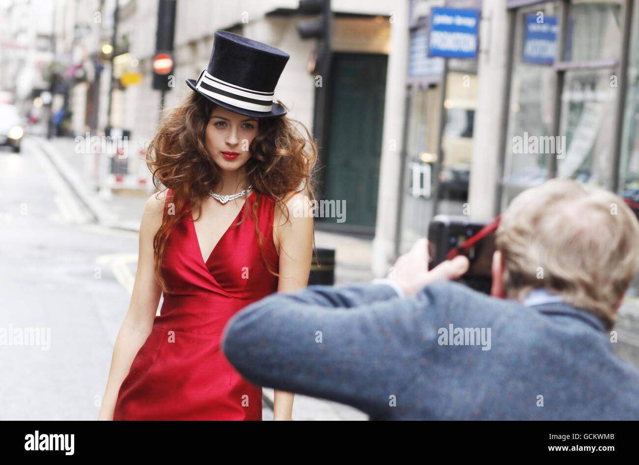 John swannell photographer hi-res stock photography and images - Alamy