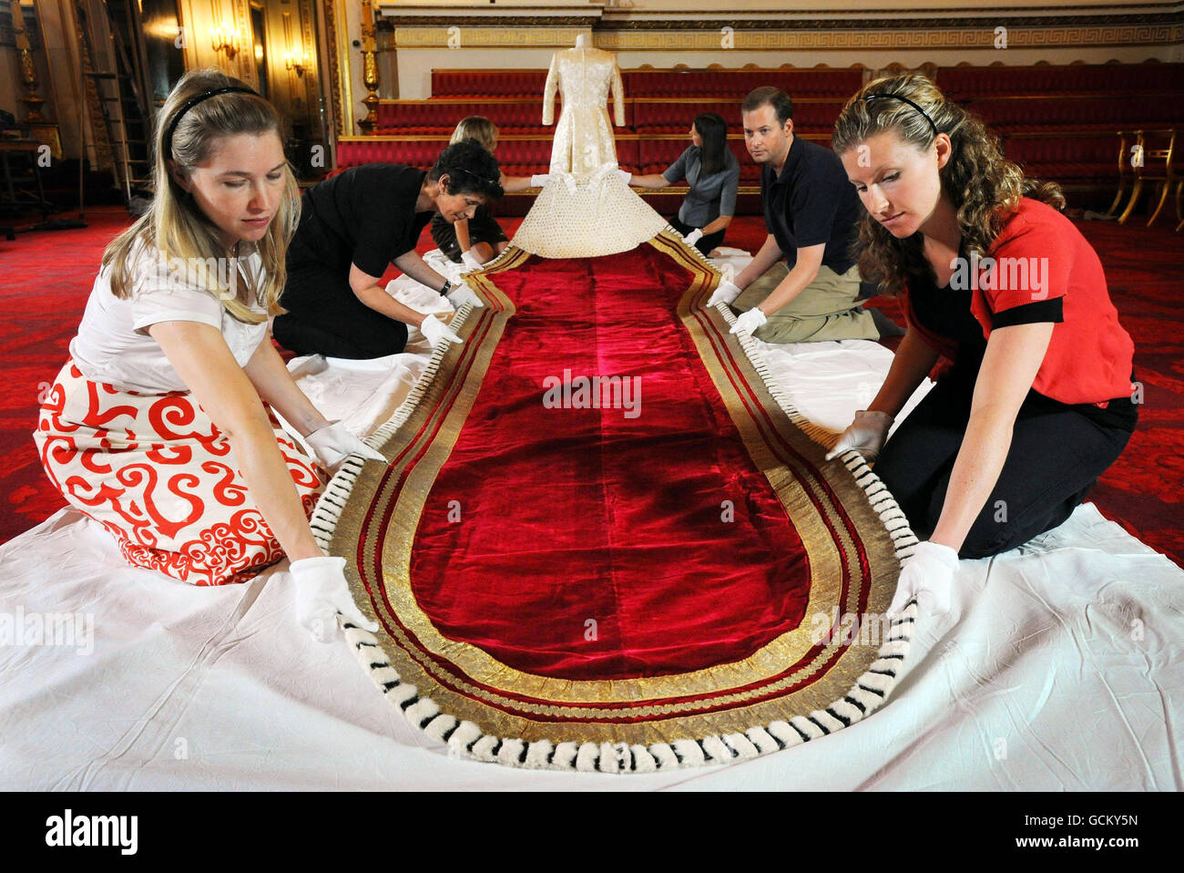 Centrepiece summer exhibition hi-res stock photography and images - Alamy