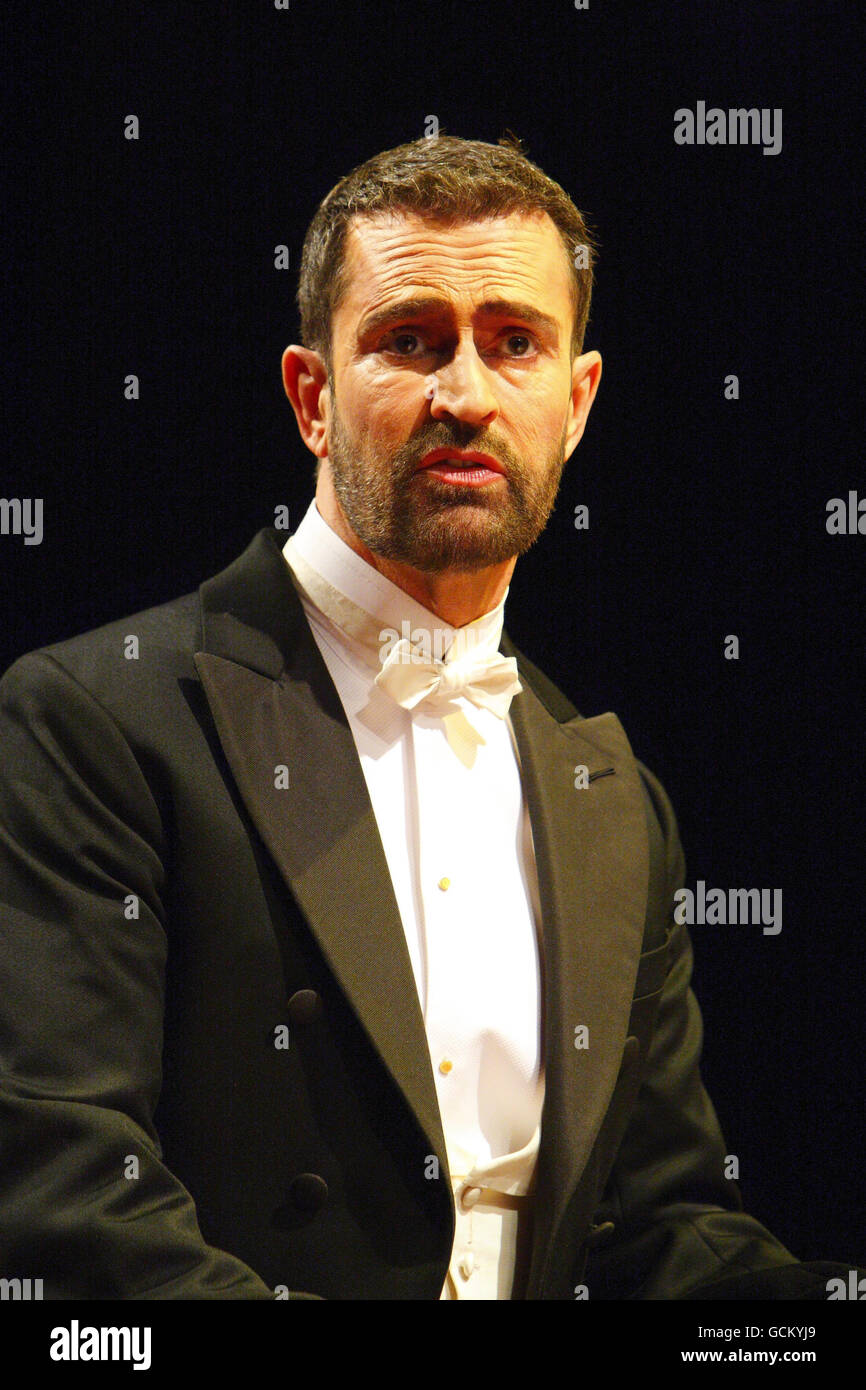 Showbiz Everett High Resolution Stock Photography and Images - Alamy