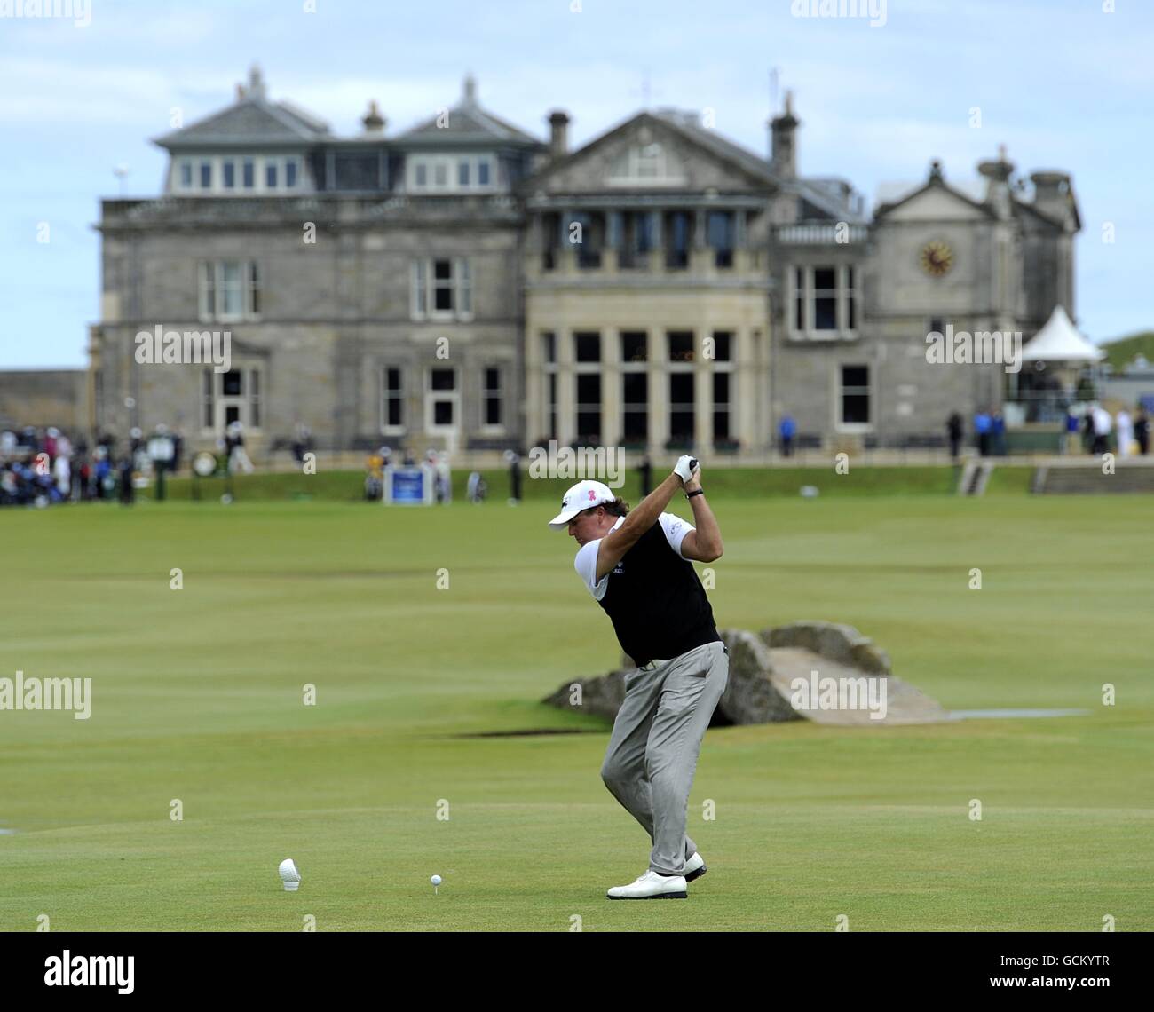 Golf - The Open Championship 2010 - Round Two - St Andrews Old Course ...