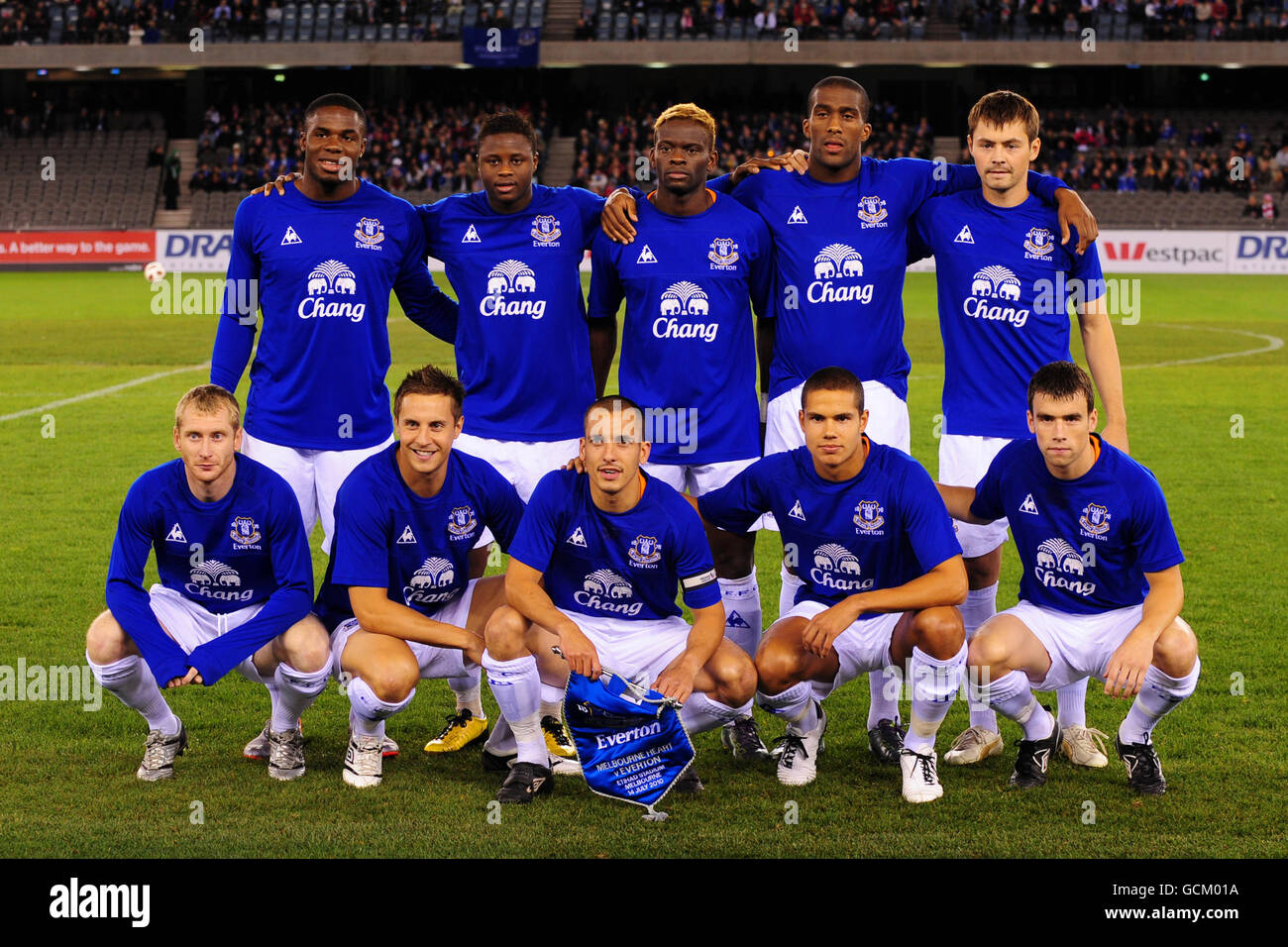 Football pre season team group datacoapplies hi-res stock photography ...