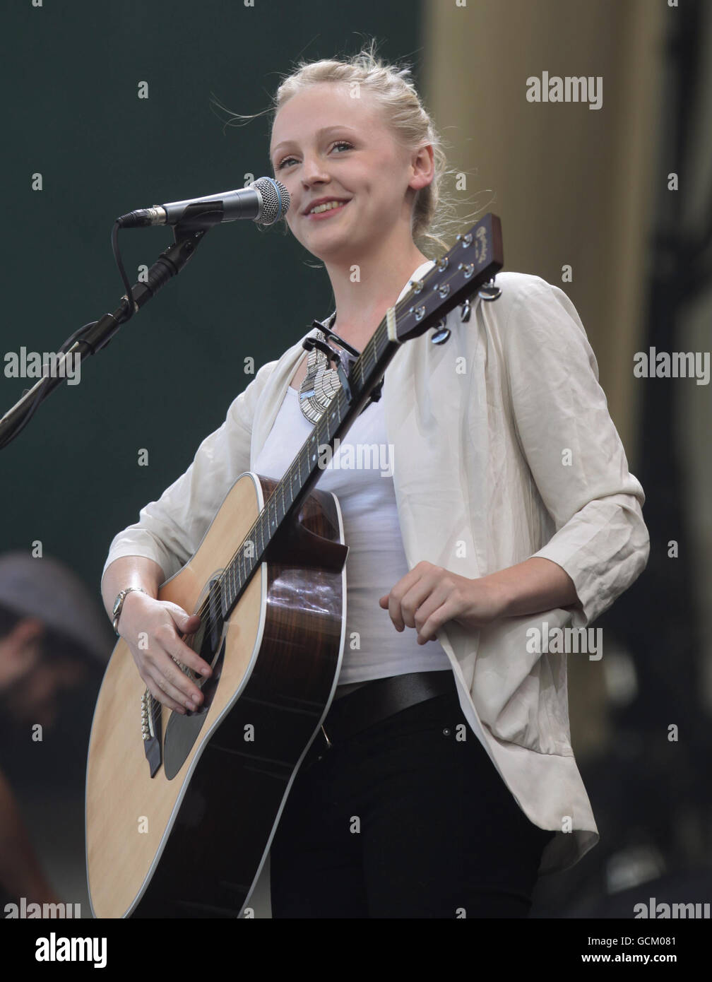 Laura marling performs latitude festival hi-res stock photography and ...