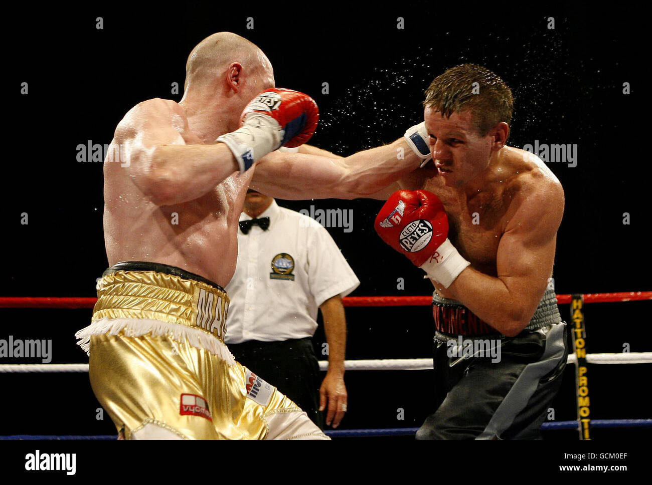 Boxing - European Light-Welterweight Title - Matthew Hatton v Yuriy ...