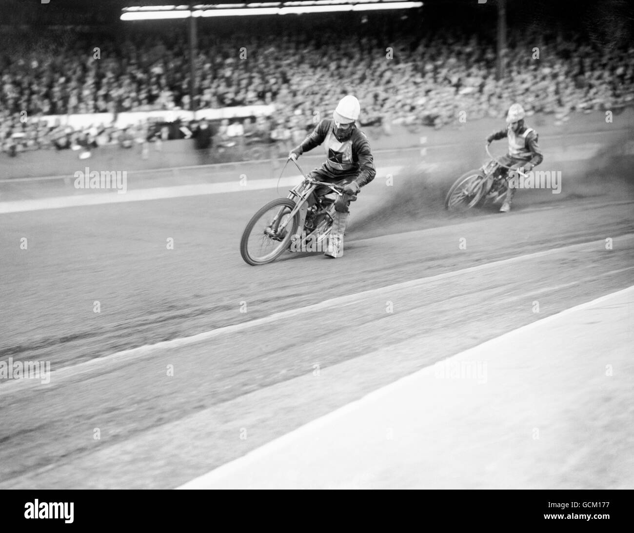 Speedway - Wimbledon v New Cross Speedway - Wimbledon Stadium. Don Gray ...