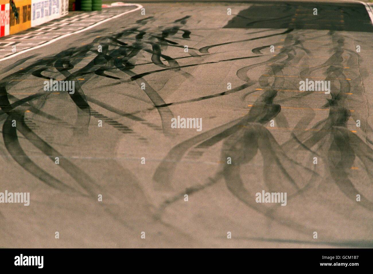 F1 tyre marks hi-res stock photography and images - Alamy