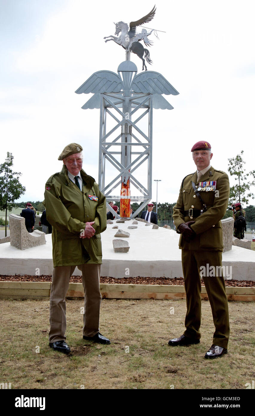 The new war memorial at rock barracks hi-res stock photography and ...