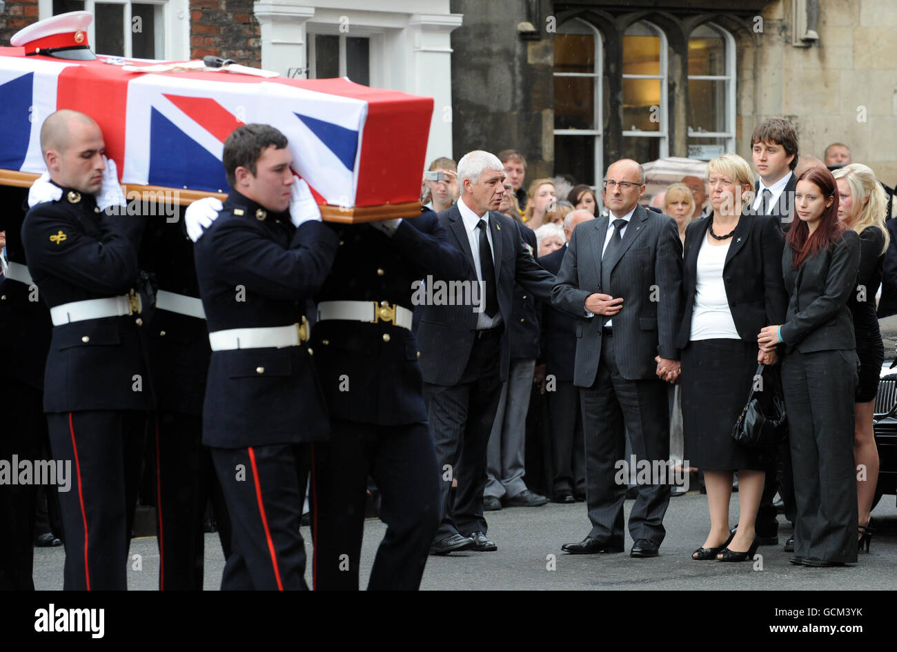 The family of Marine David Hart (left to right) father Chris, mother ...