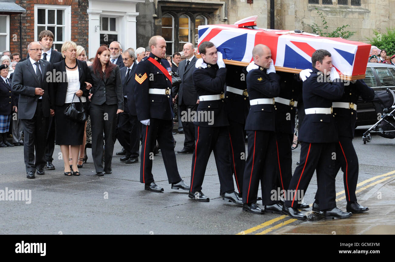 The coffin marine david hart arrives funeral york minster hi-res stock ...