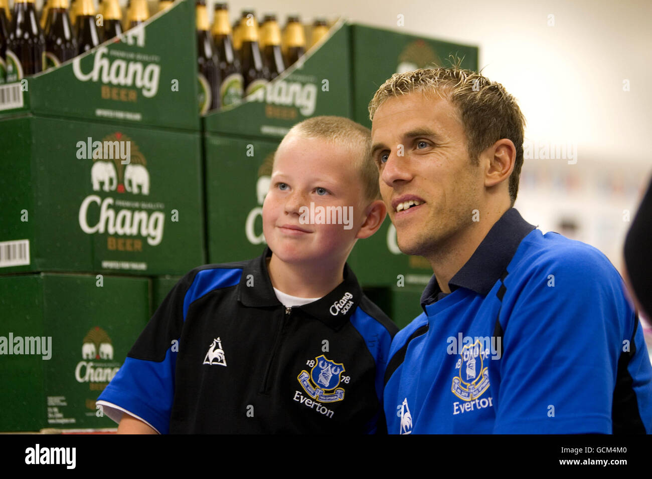 Allerton road tesco hi-res stock photography and images - Alamy