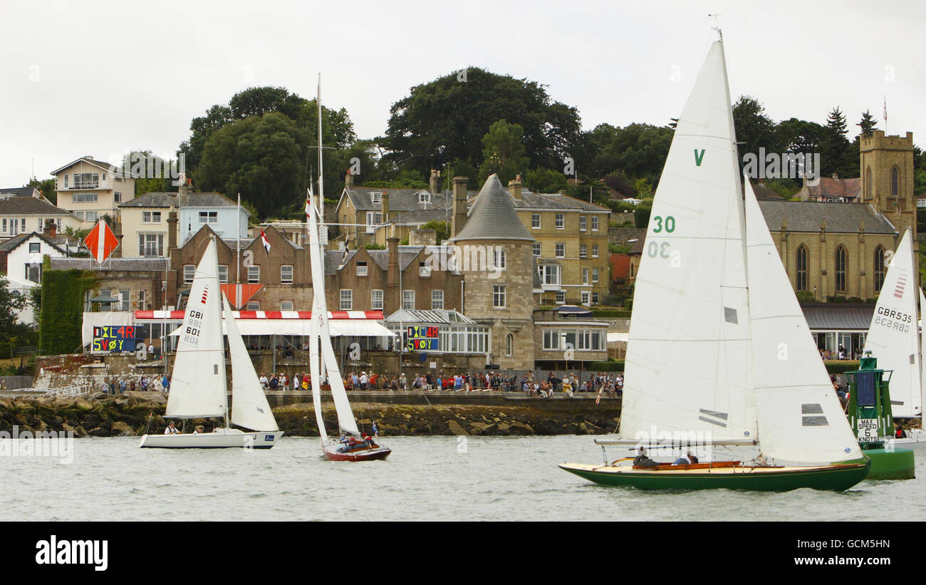 Squadron cowes hi-res stock photography and images - Alamy