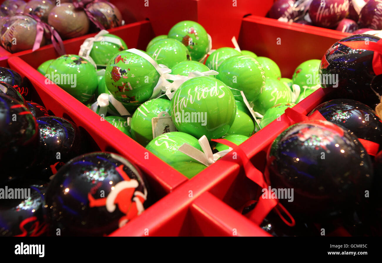 Harrods christmas decorations hi-res stock photography and images - Alamy