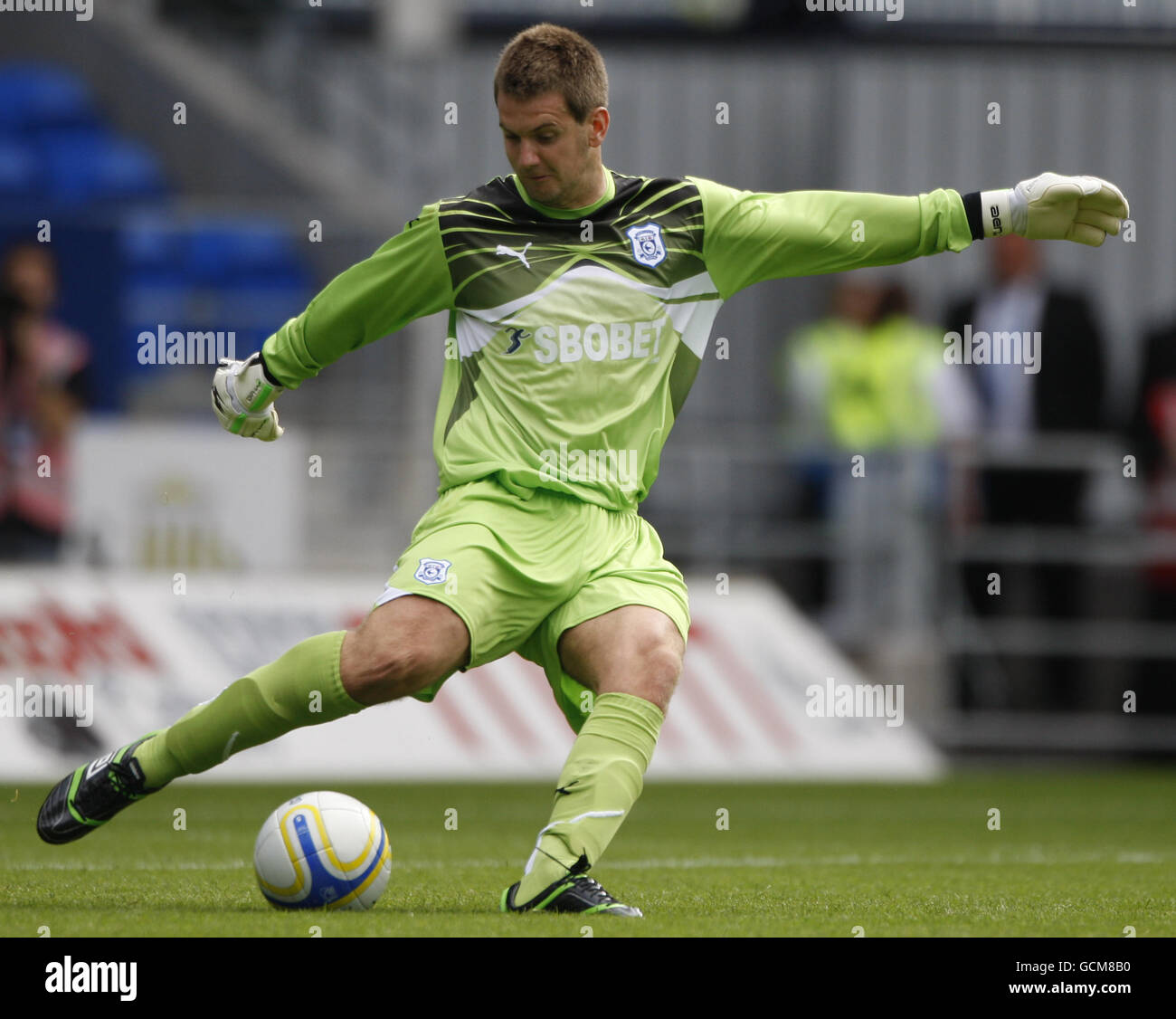 Tom heaton cardiff hi-res stock photography and images - Alamy