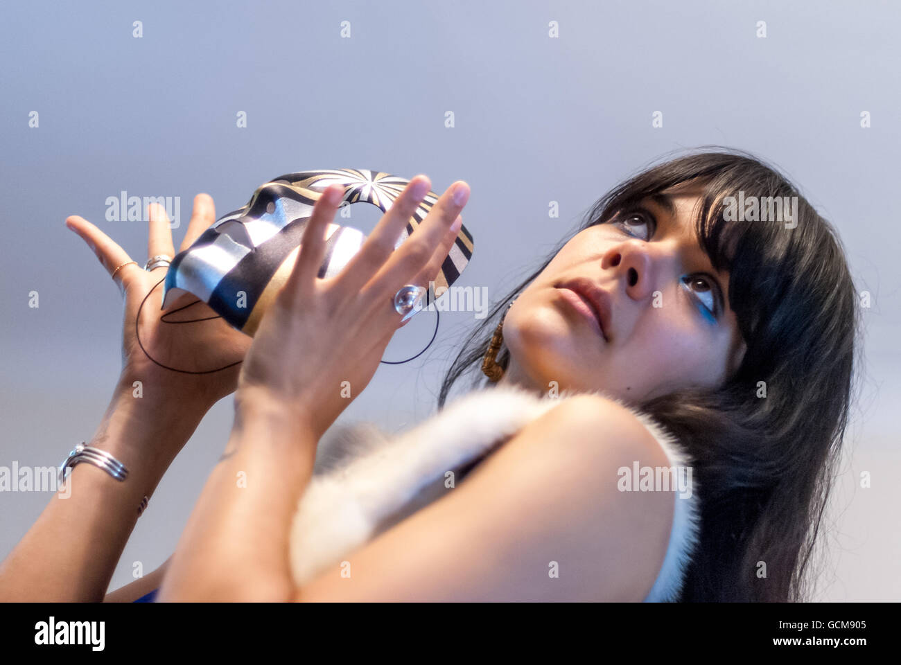 Bat for lashes singer hi-res stock photography and images - Alamy