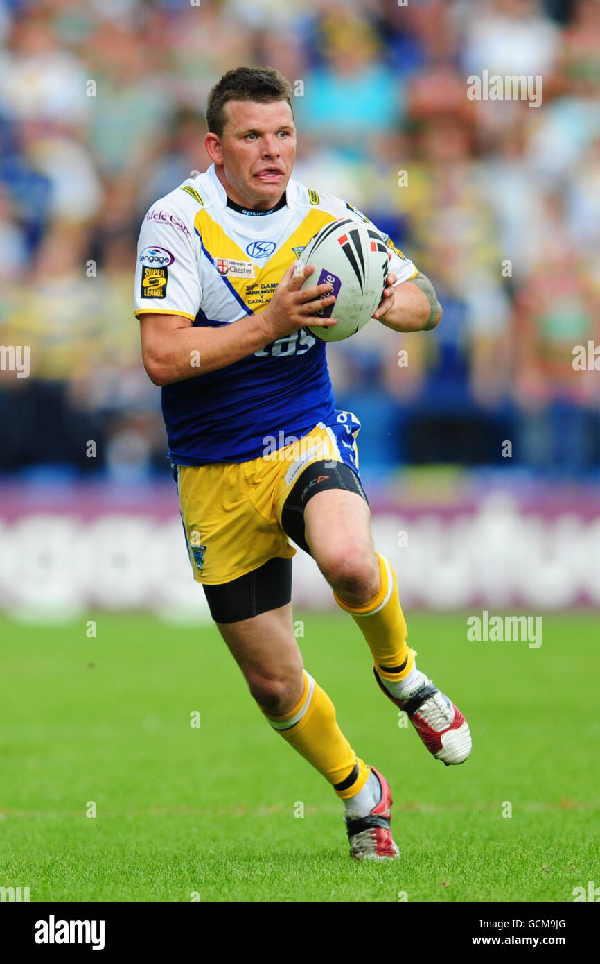 Wolves ampics hi-res stock photography and images - Alamy