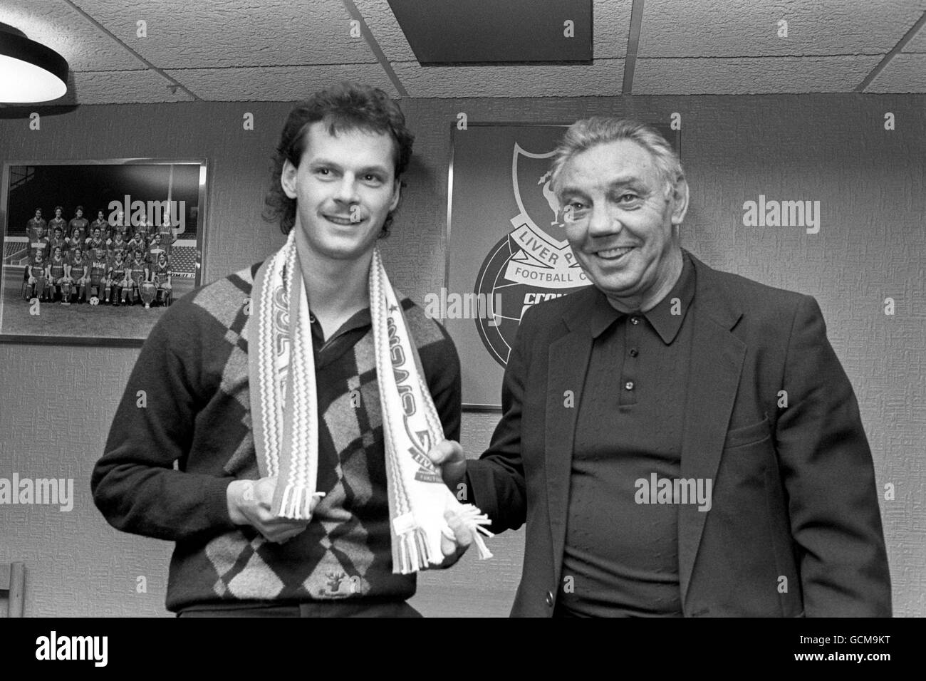 Football signing Black and White Stock Photos & Images - Alamy