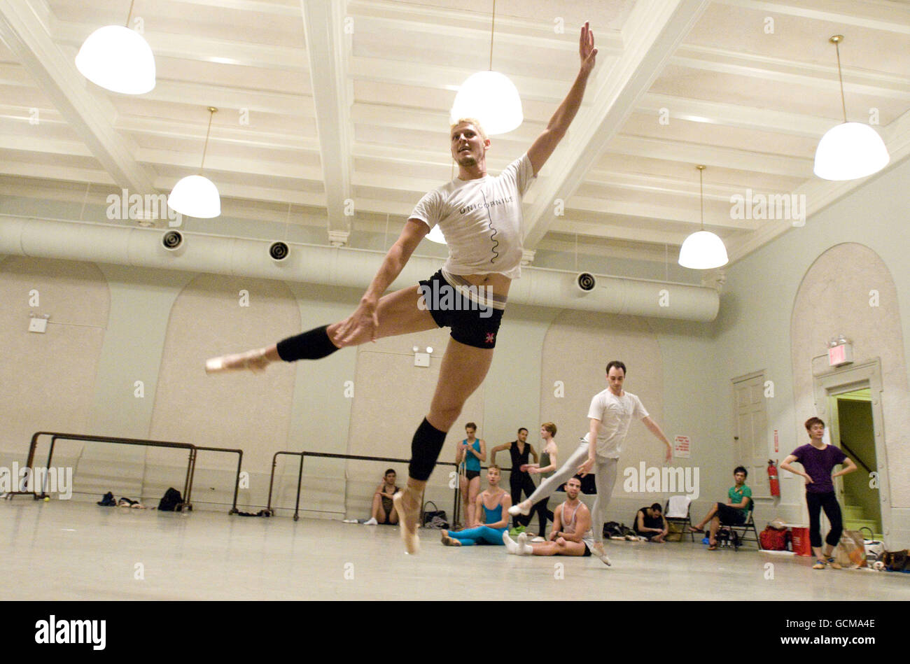 Les Ballets Trockadero De Monte Carlo Rehearsal - New York Stock Photo ...
