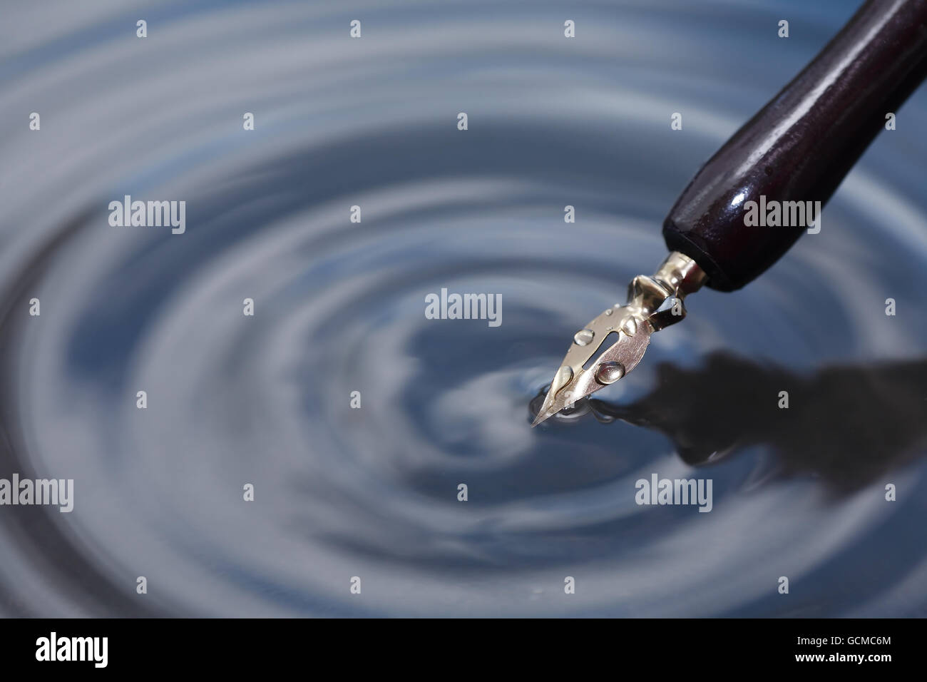 Vintage writing hi-res stock photography and images - Alamy