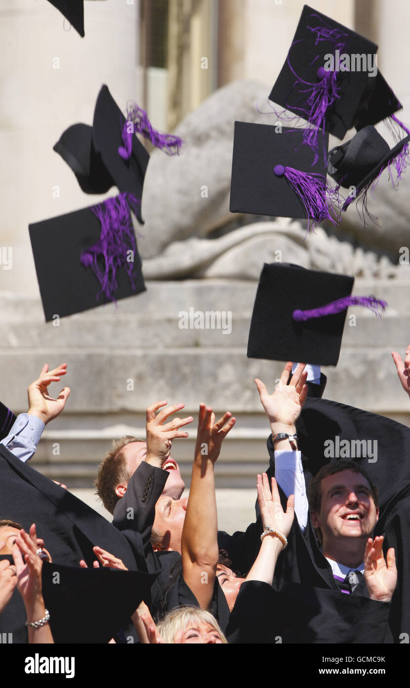 Portsmouth University students celebrate their graduation in Guildhall ...