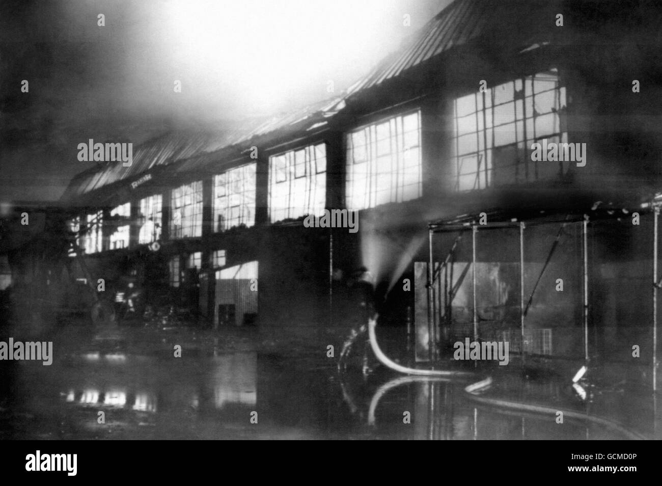 Jaguar factory 1950s Black and White Stock Photos & Images - Alamy