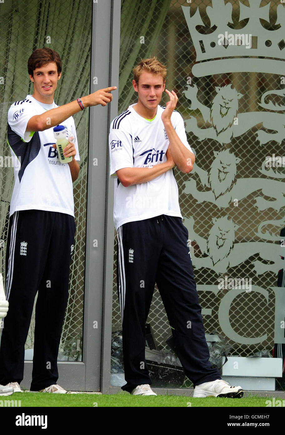 England's Steven Finn (left) and Stuart Broad during the nets session ...