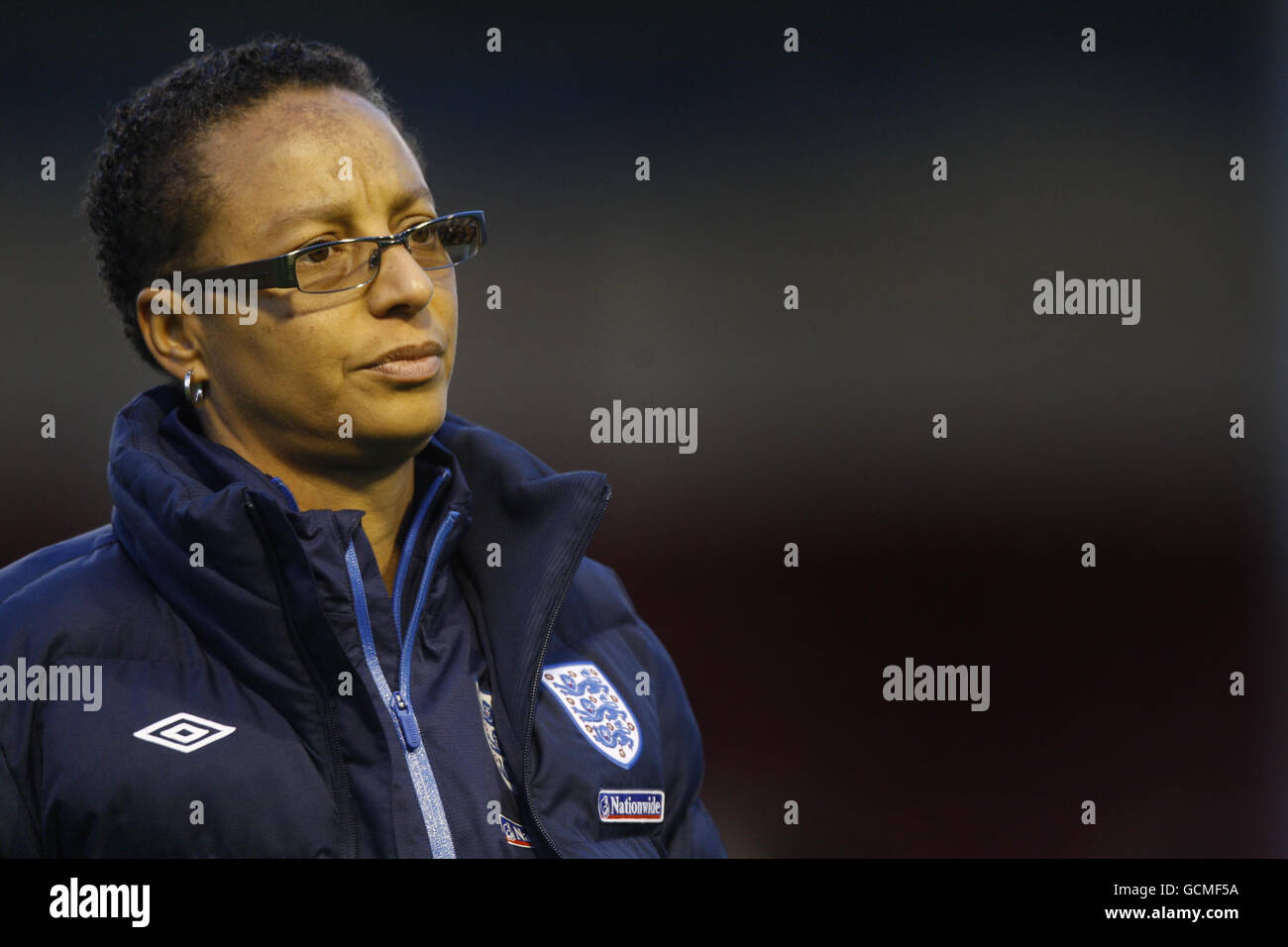 England manager hope powell hi-res stock photography and images - Alamy