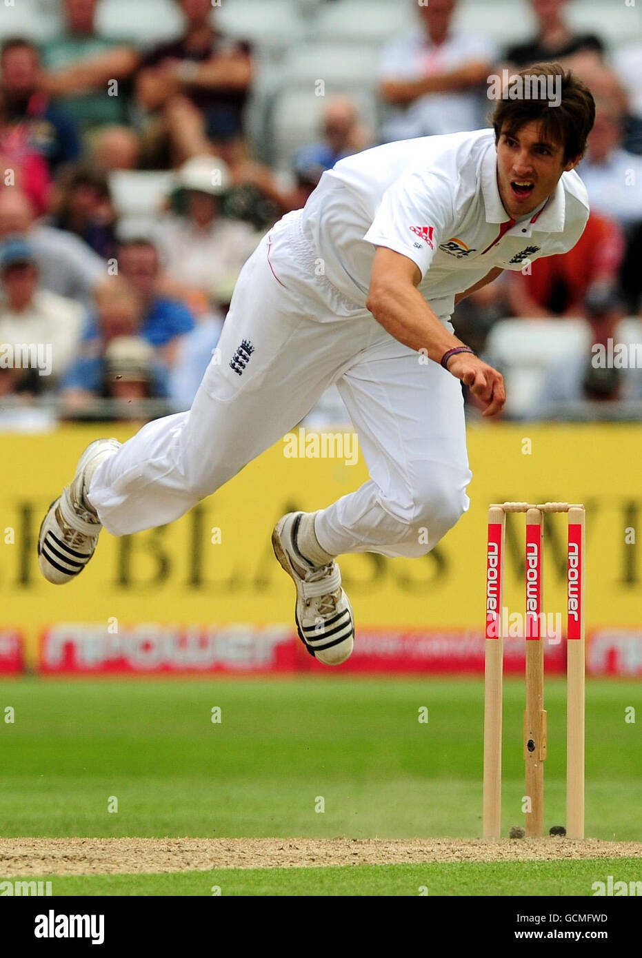 Cricket - npower First Test - Day Two - England v Pakistan - Trent ...