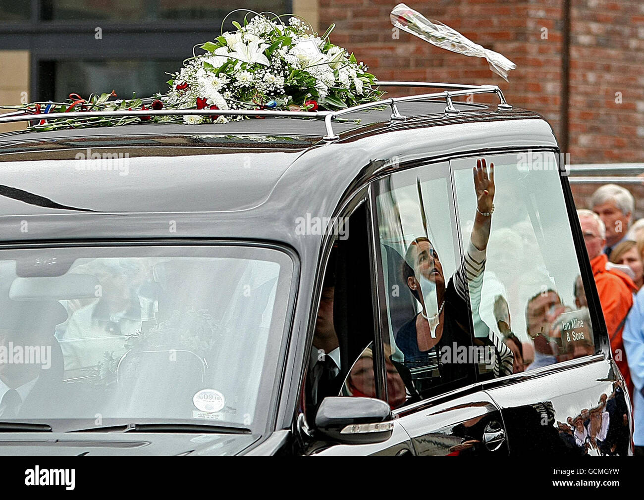 At her funeral in portadown hi-res stock photography and images - Alamy