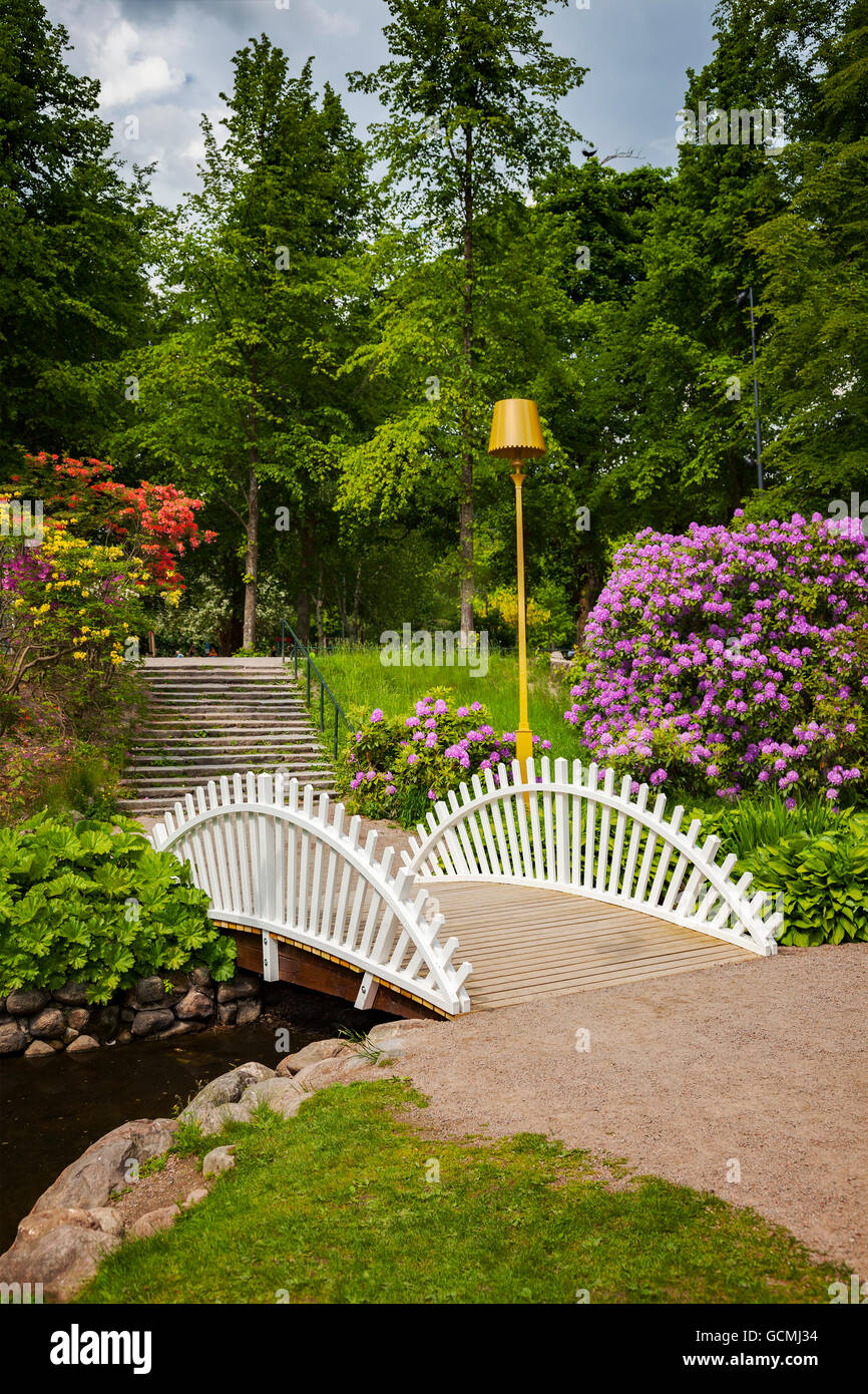 Park foot hi-res stock photography and images - Alamy