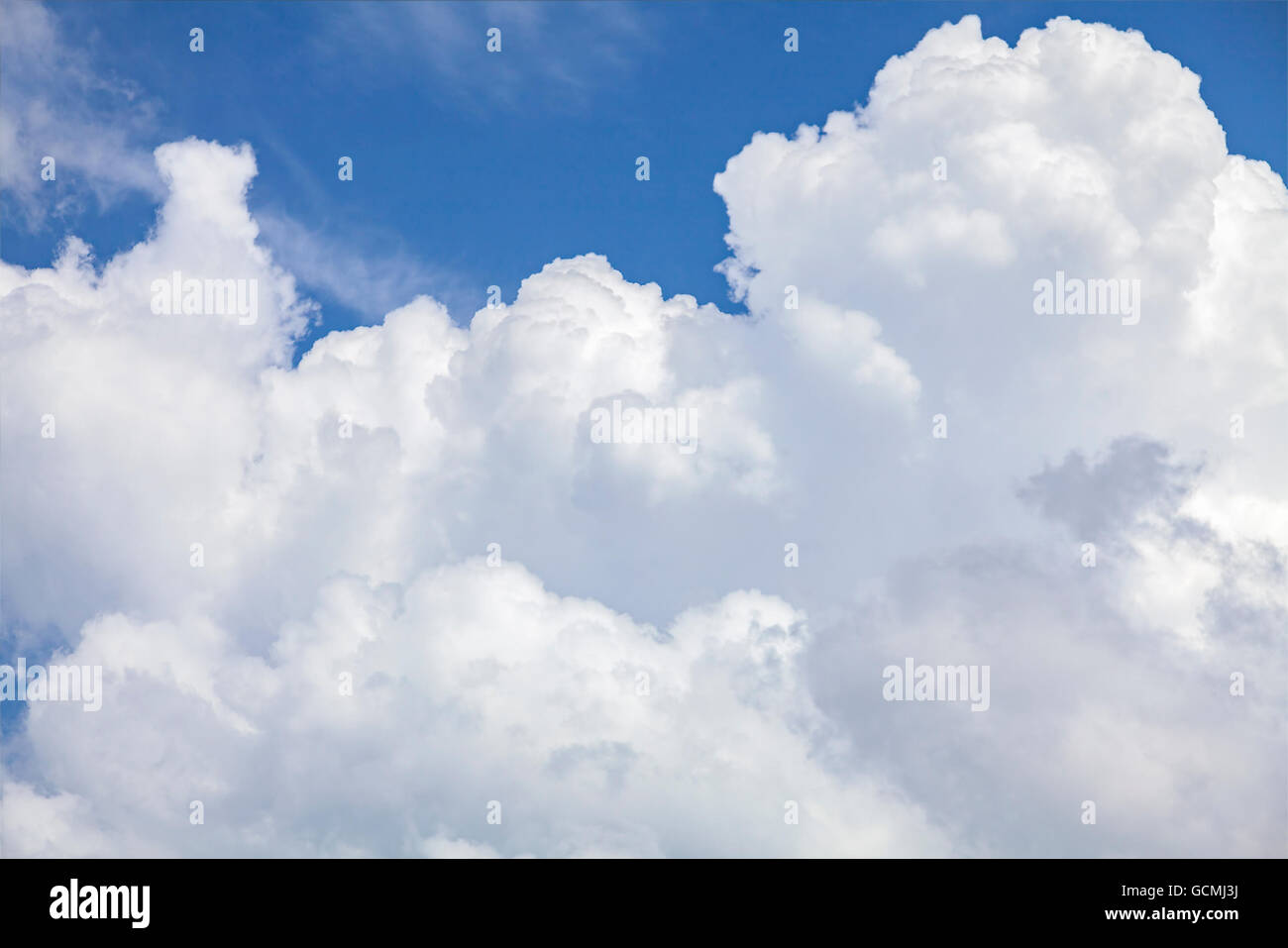 Image of sky with white clouds Stock Photo - Alamy